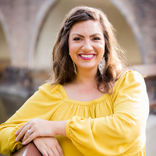 meet Ruth - Ruth Soukup